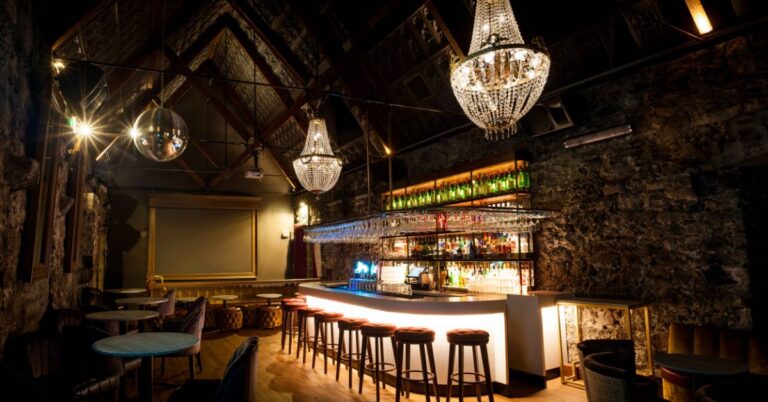 This is Galway guide to the best pubs, clubs & nightlife.